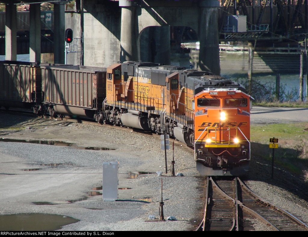 BNSF 9288 South via Rogers